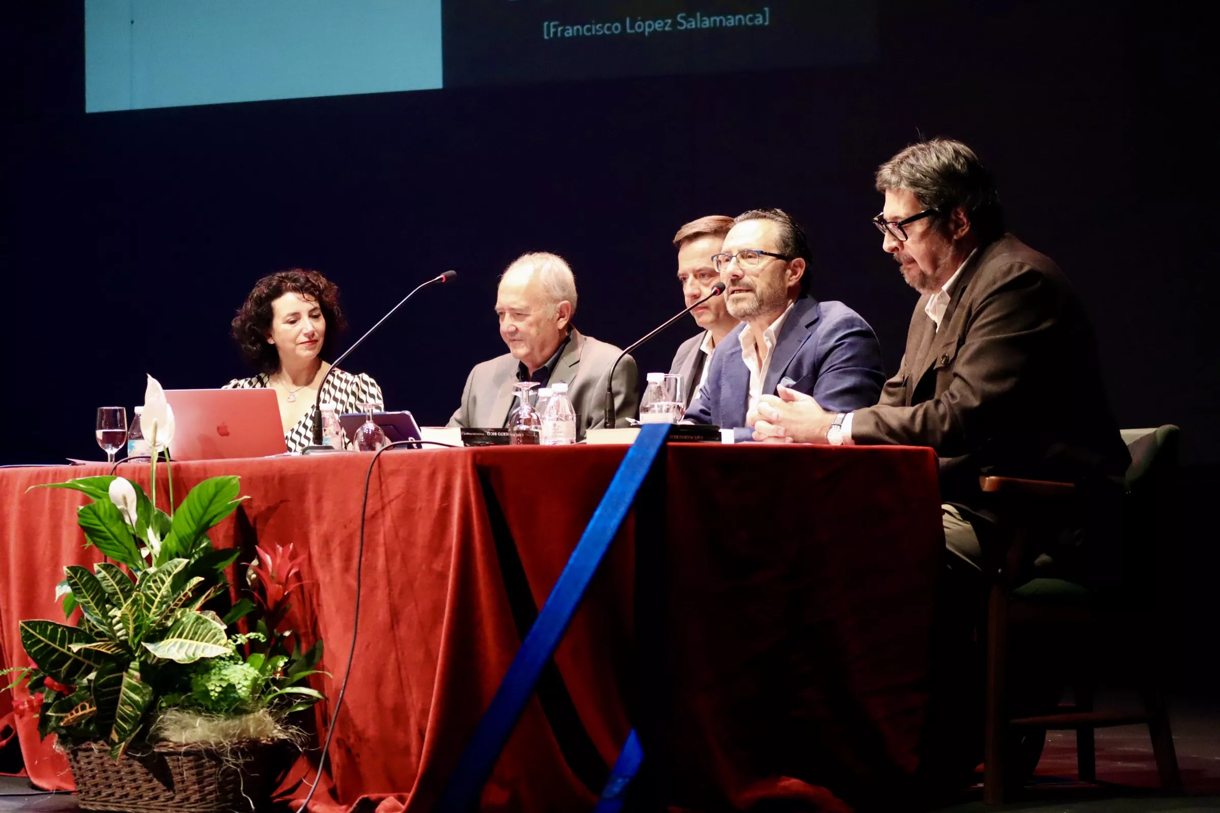 GALERÍA: Las imágenes de la presentación de la novela "Café Puerto Rico ...