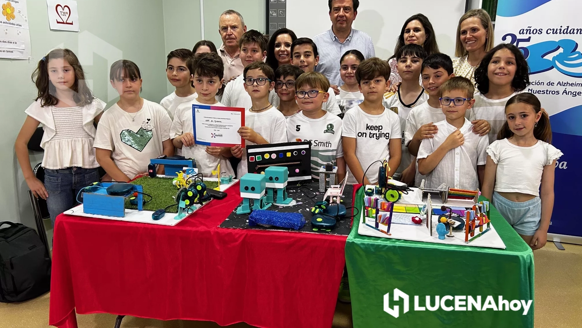 Alumnos del colegio Al-Yussana presentan su premiado proyecto “Ángeles de recuerdos”, realizado ...